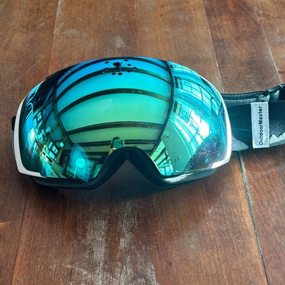 Outdoor Master | Accessories | Outdoor Master Ski Goggles Pro Frameless ...
